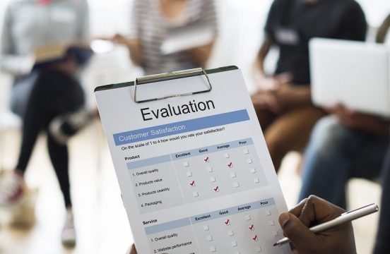 The Best Way To Give Tough Feedback | Leaderonomics